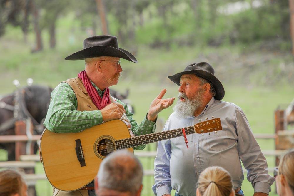 Horseback Riding & Dinner Show at Mt. Rushmore |Chuckwagon Dinner Show!